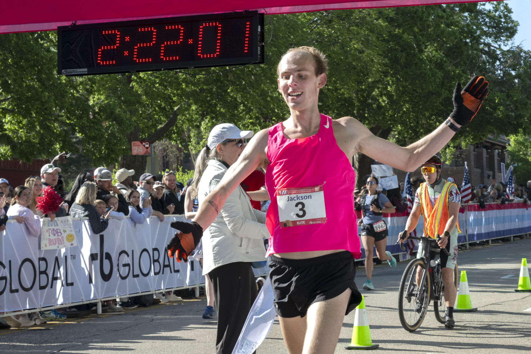 Live updates: From start to finish, the 48th Lincoln Marathon kept pace ...