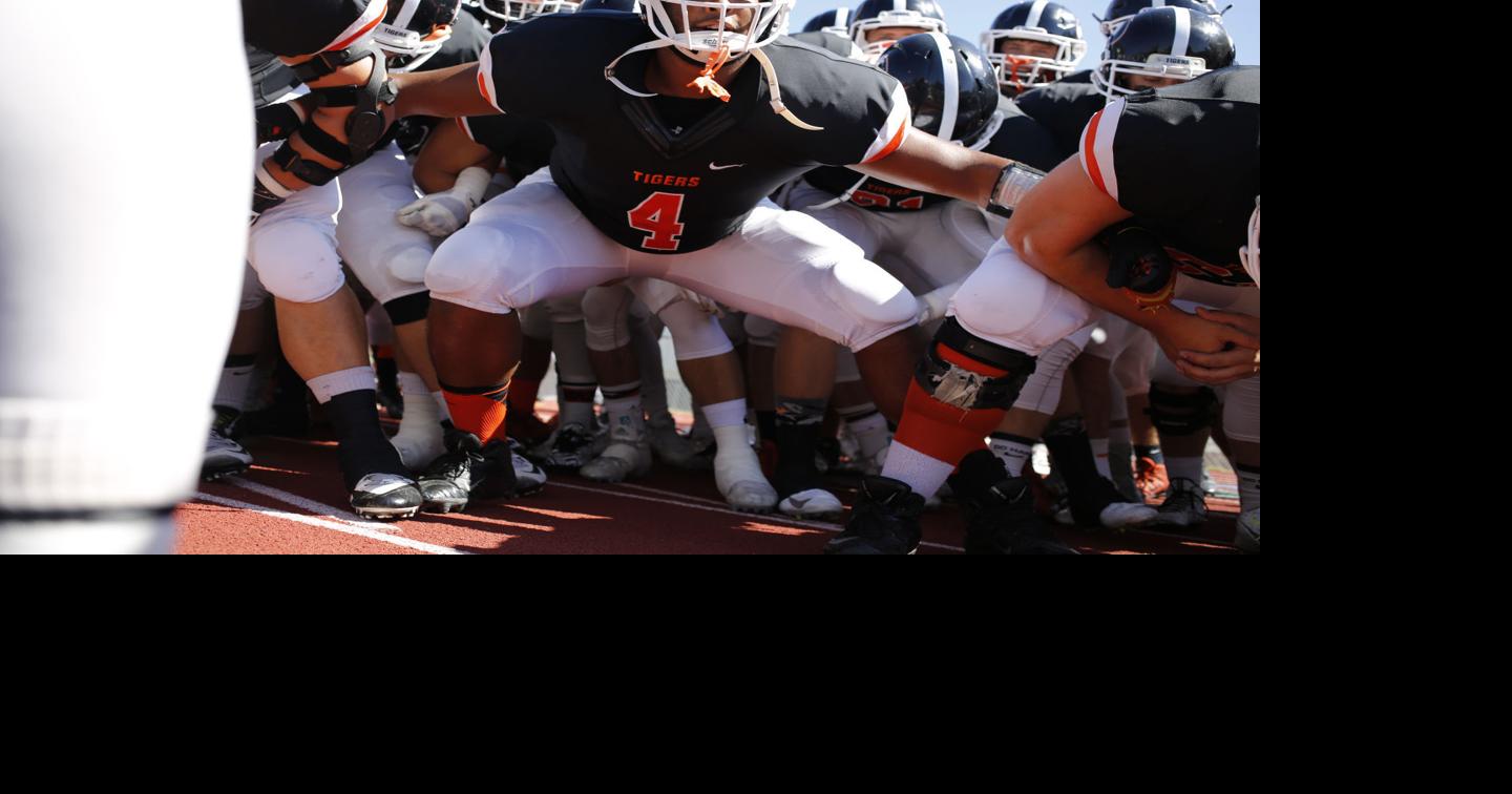 Photo: Northwestern vs. Doane football