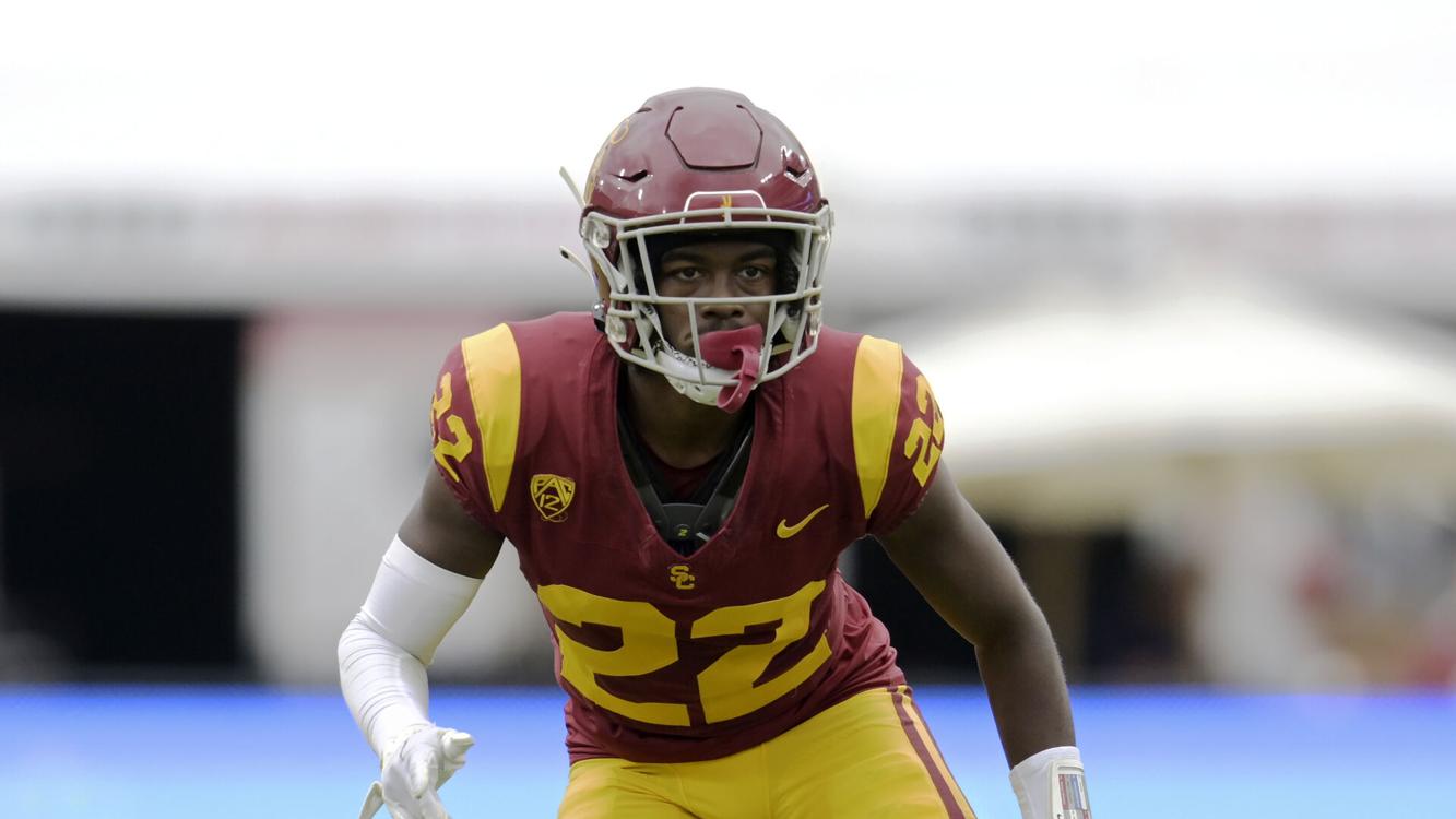 Nebraska football hosting USC transfer corner Ceyair Wright