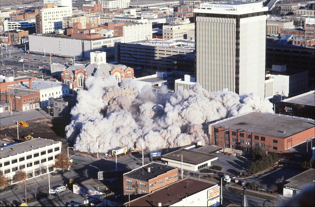 PhotoFiles: The Cornhusker Hotel implosion
