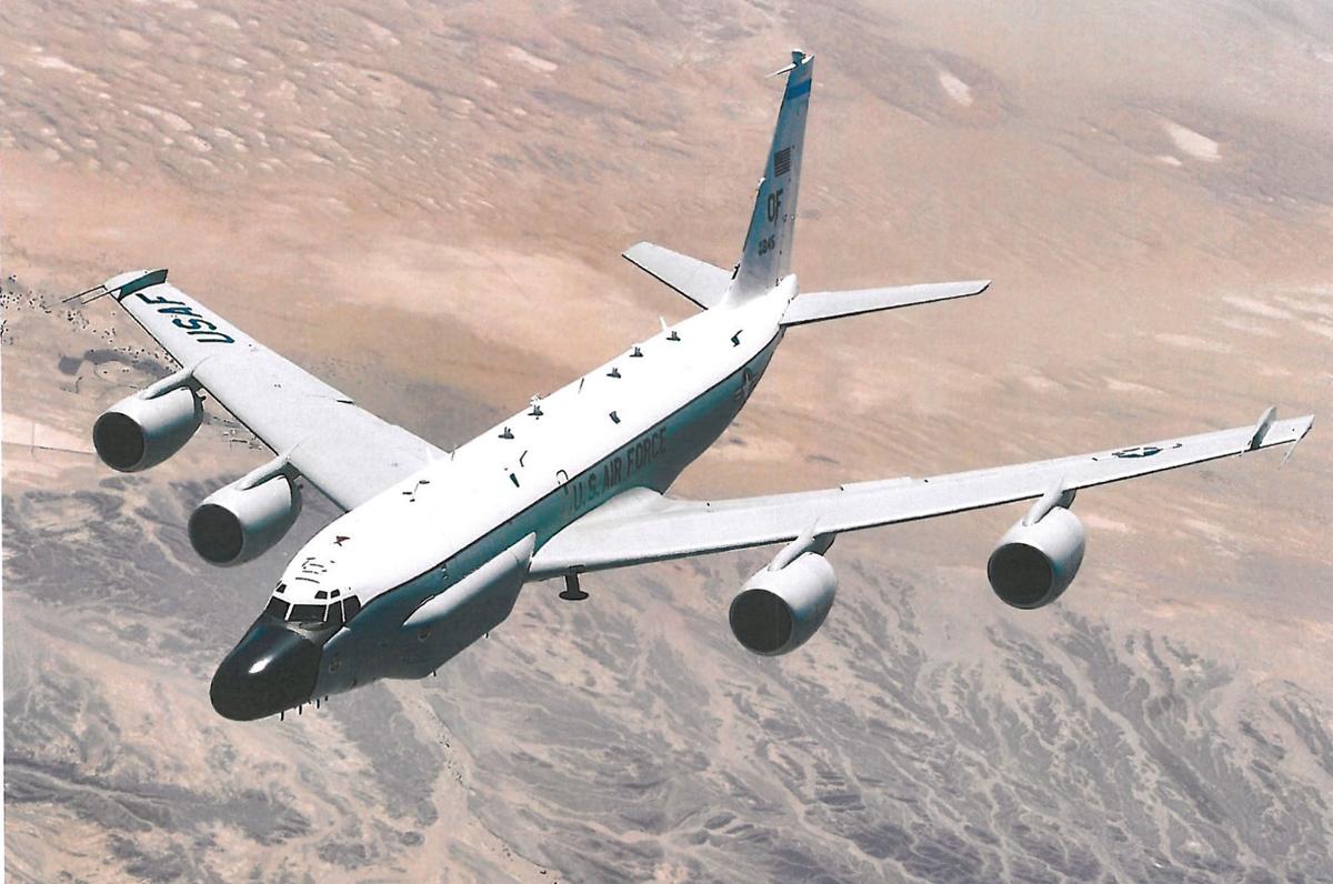 Offutt aircraft will be flying over Lincoln in 2020 after airport ...