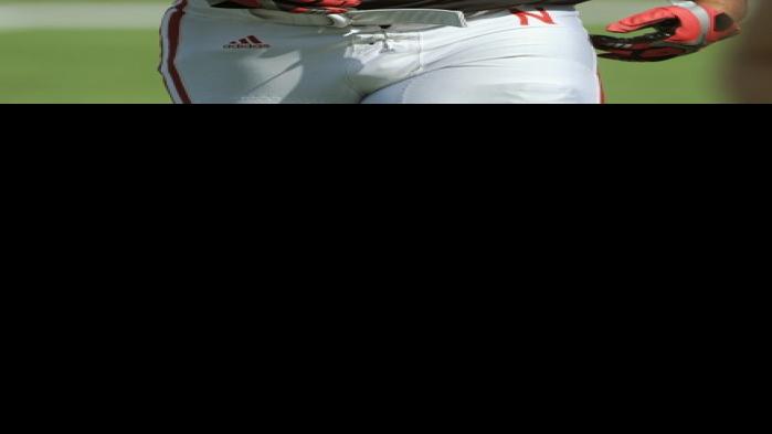 Marrow throwing around his weight in fullback battle | Football ...