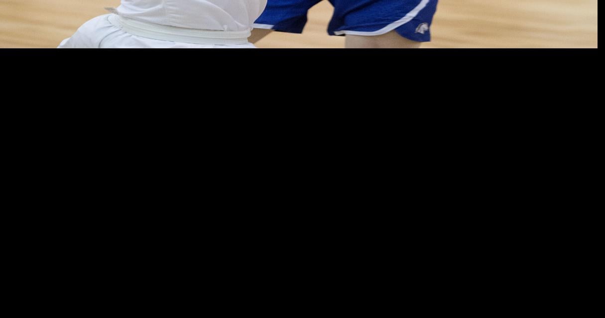 Murrell commits to play college basketball at Stanford
