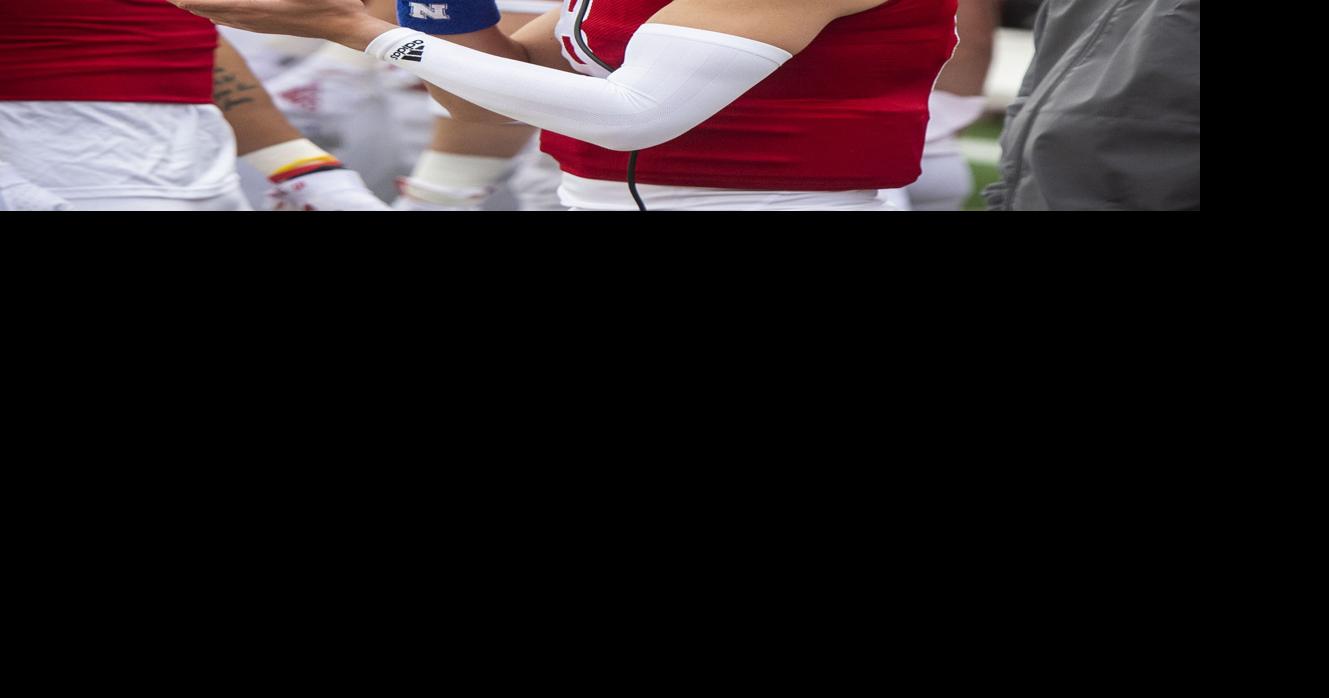 Freshman watch: On the headset for now, 'really good athlete' Logan ...