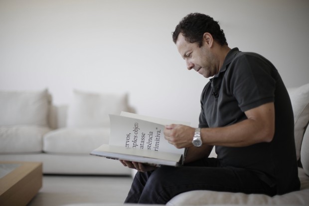 L. Kent Wolgamott: 'Waste Land' provides insight into artist Vik Muniz ...