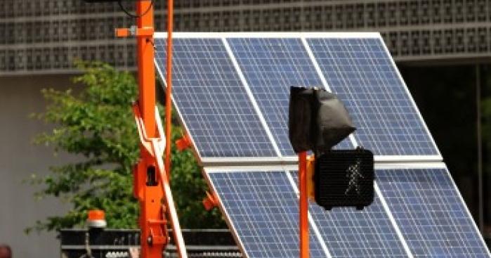 Solar-powered signals keep traffic flowing downtown