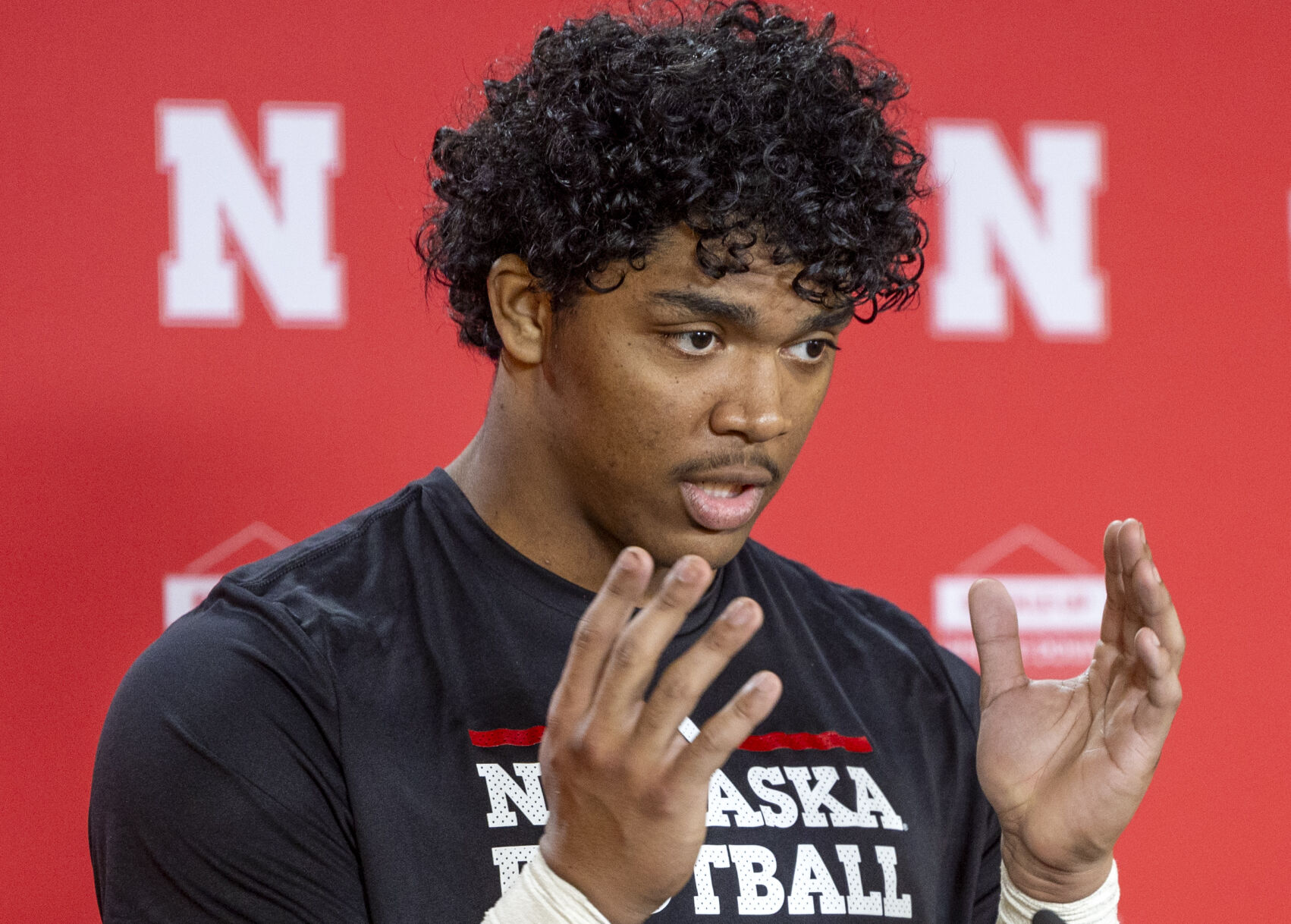 Keona Davis stayed at Nebraska, where he's in line for a big year