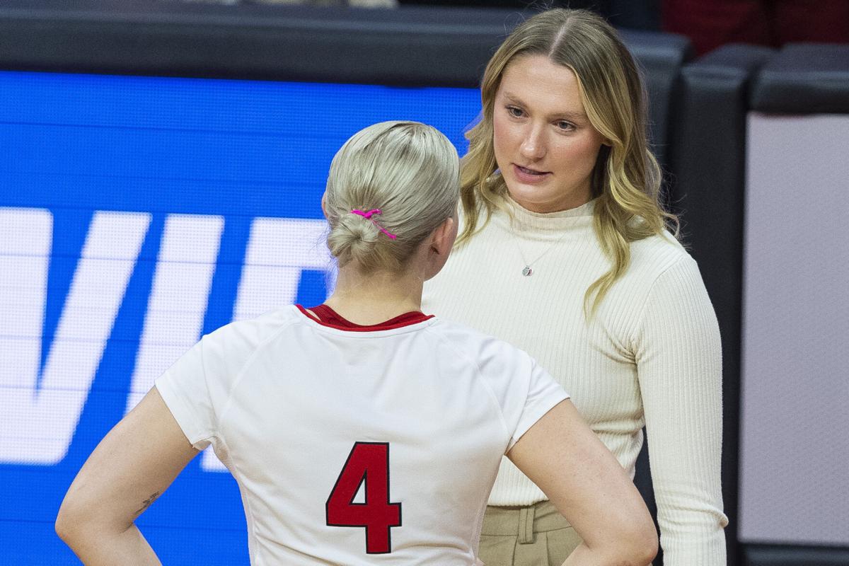 Hunter talks about Husker beach volleyball season, young players