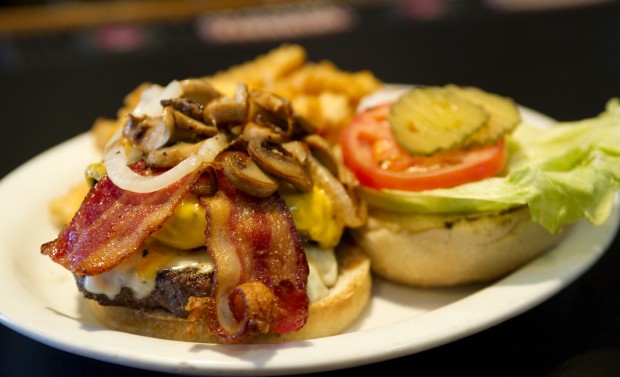 JJ's moves into 1st Avenue's location