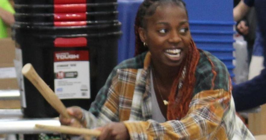 Joyous STOMP engages, entertains Lied audience with rhythm, movement ...