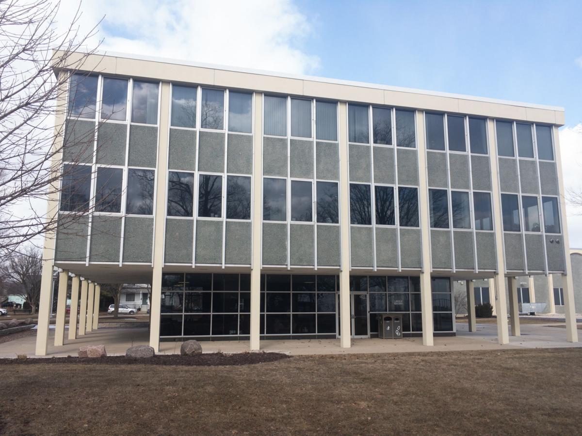 Revamp of Gateway’s Lincoln Building in Racine advances