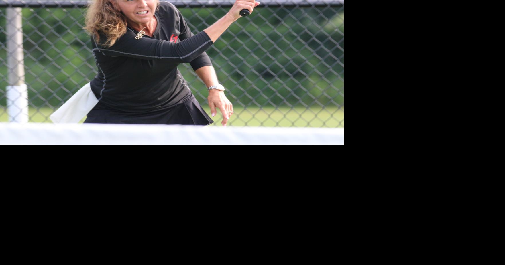 In Photos: Former champion plays in pickleball exhibition in Wind Point