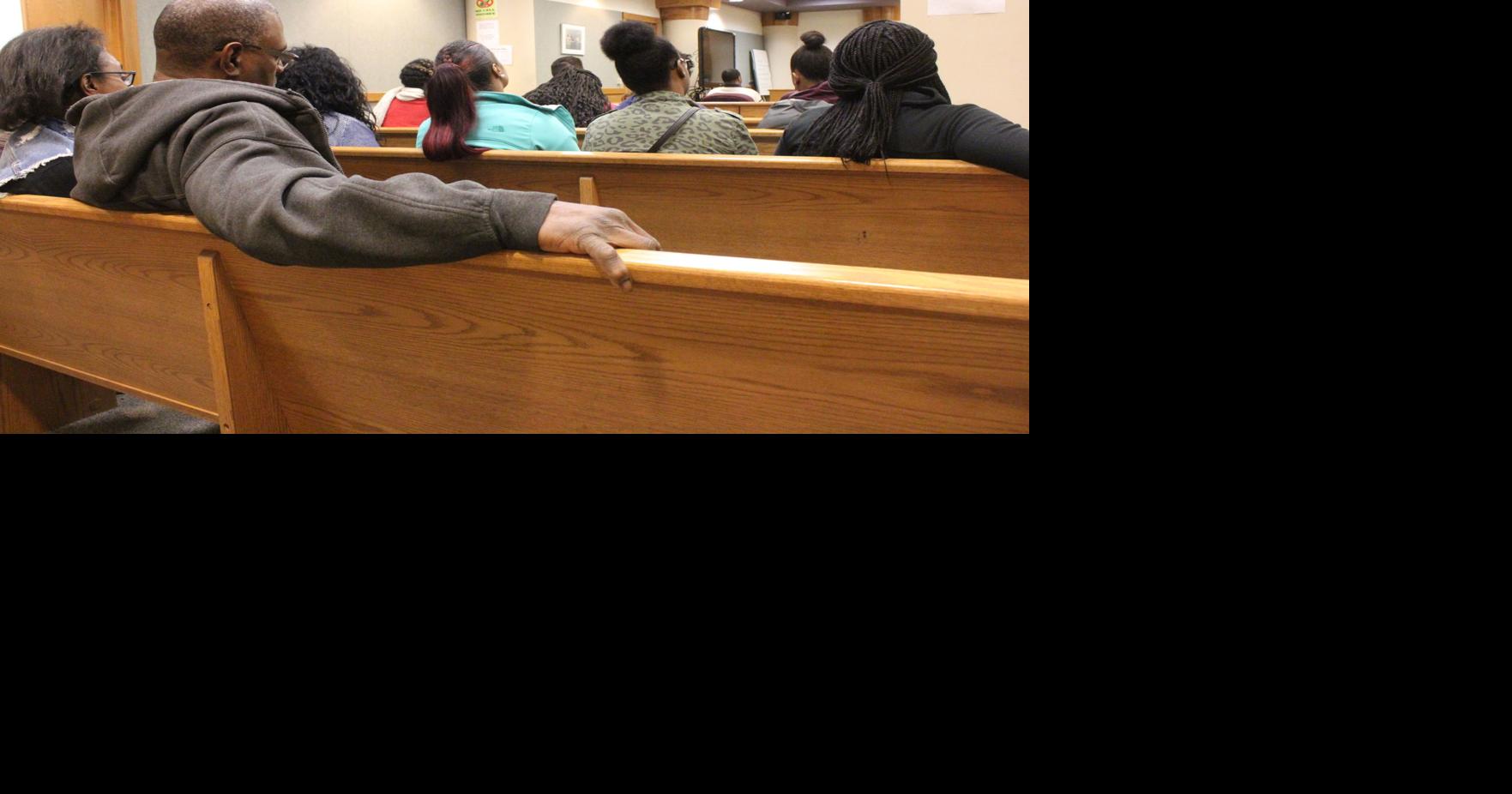 Families on both sides observe Dominique Knight murder trial