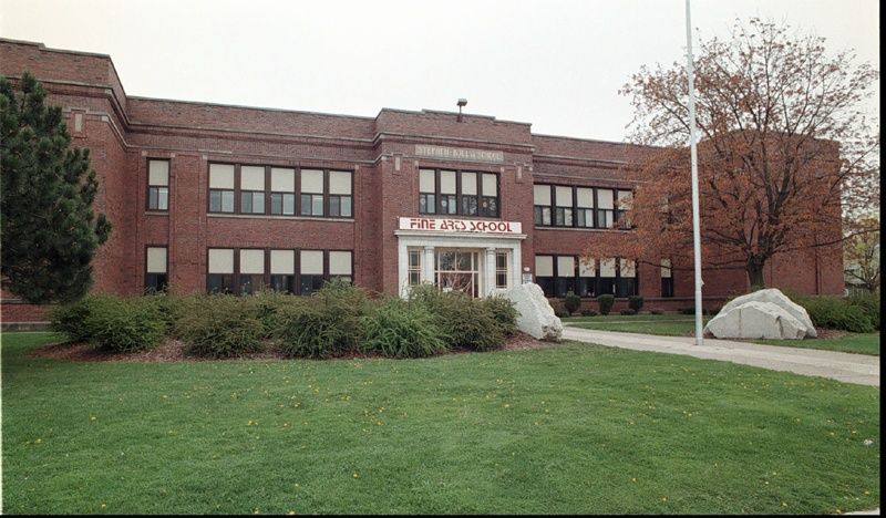 Hundreds apply to enroll students in different Racine Unified schools