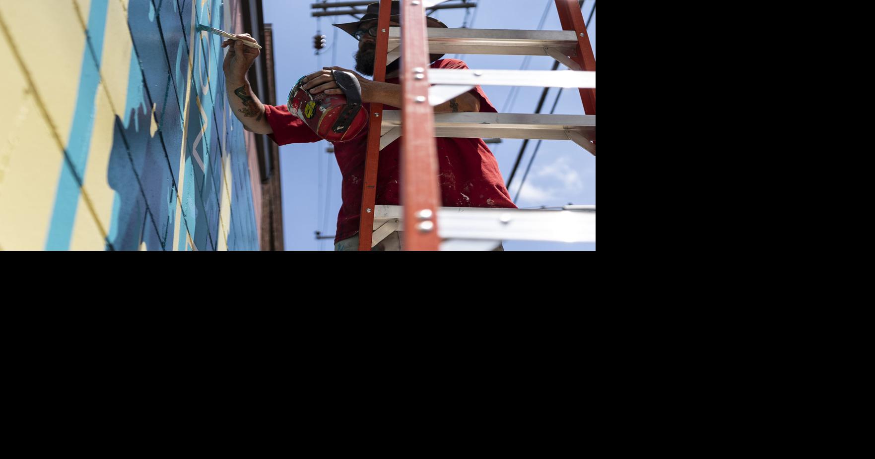 In photos: Watch step by step as Racine's newest mural comes together