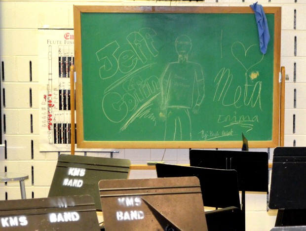 DMB sax man shares music lessons with Karcher students