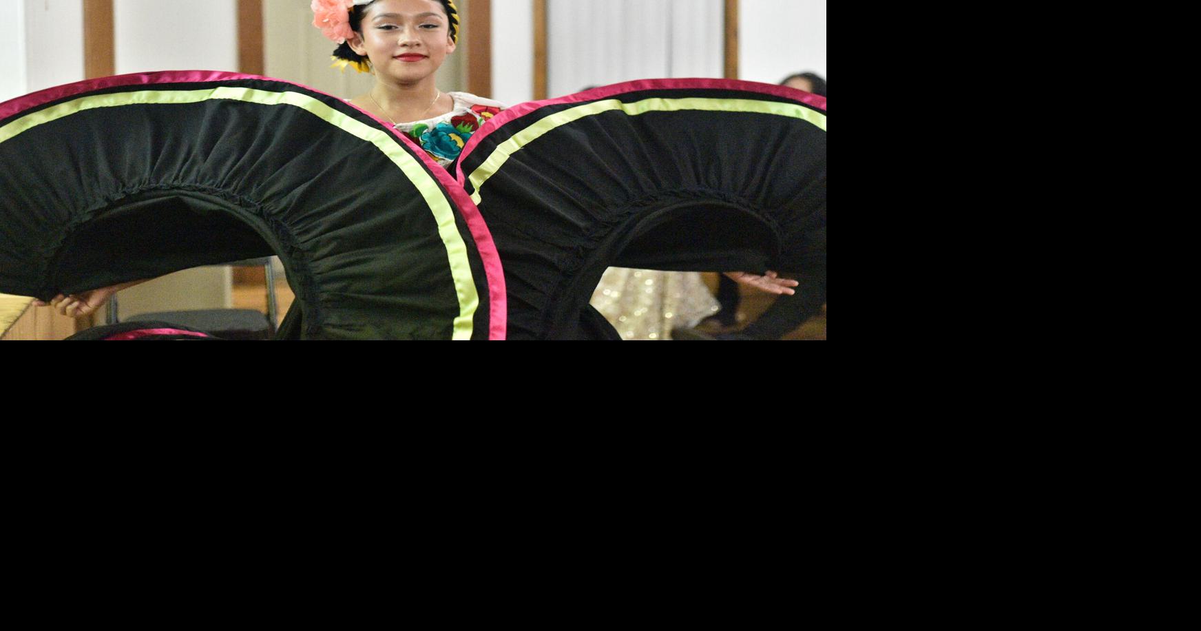 9 photos from crowning of Miss Latina Racine 2023