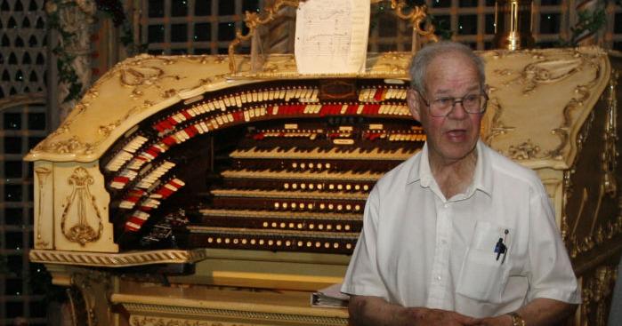 Caledonia man’s theater organ to be featured on CBS’ 'On the Road'
