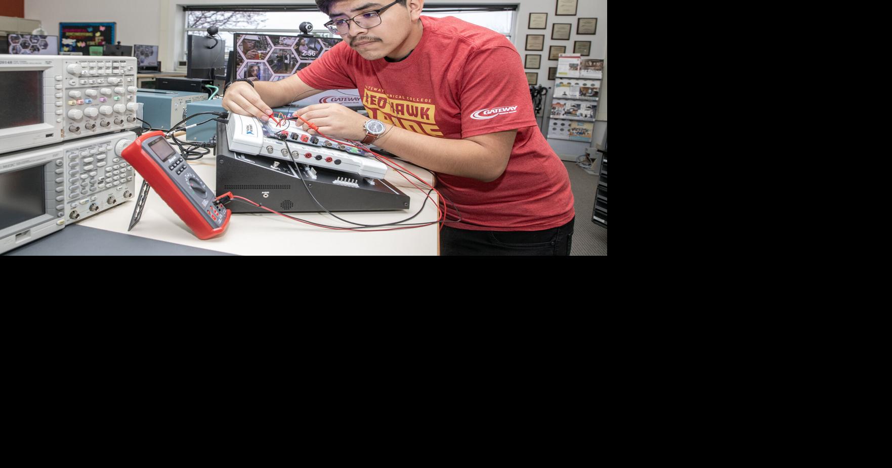 Scholarship helps Gateway graduate afford college – now and into his future