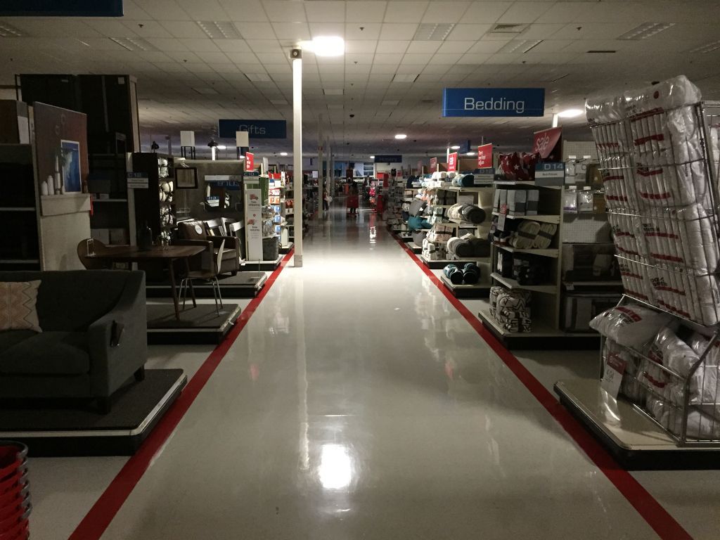 Power outage closes Regency Mall Tuesday | Local News | journaltimes.com