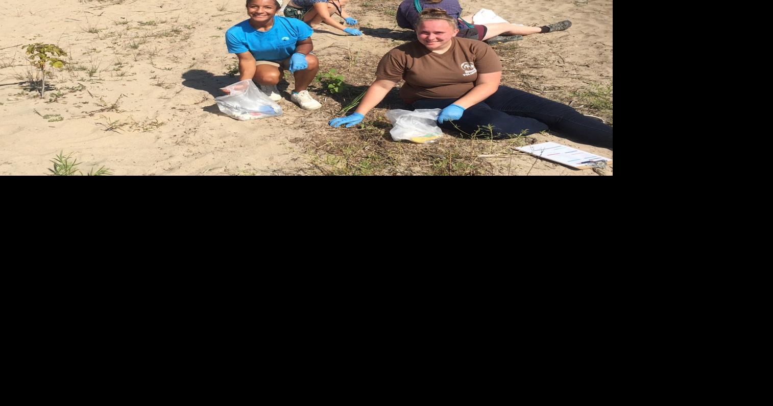 Be a beach cleanup volunteer