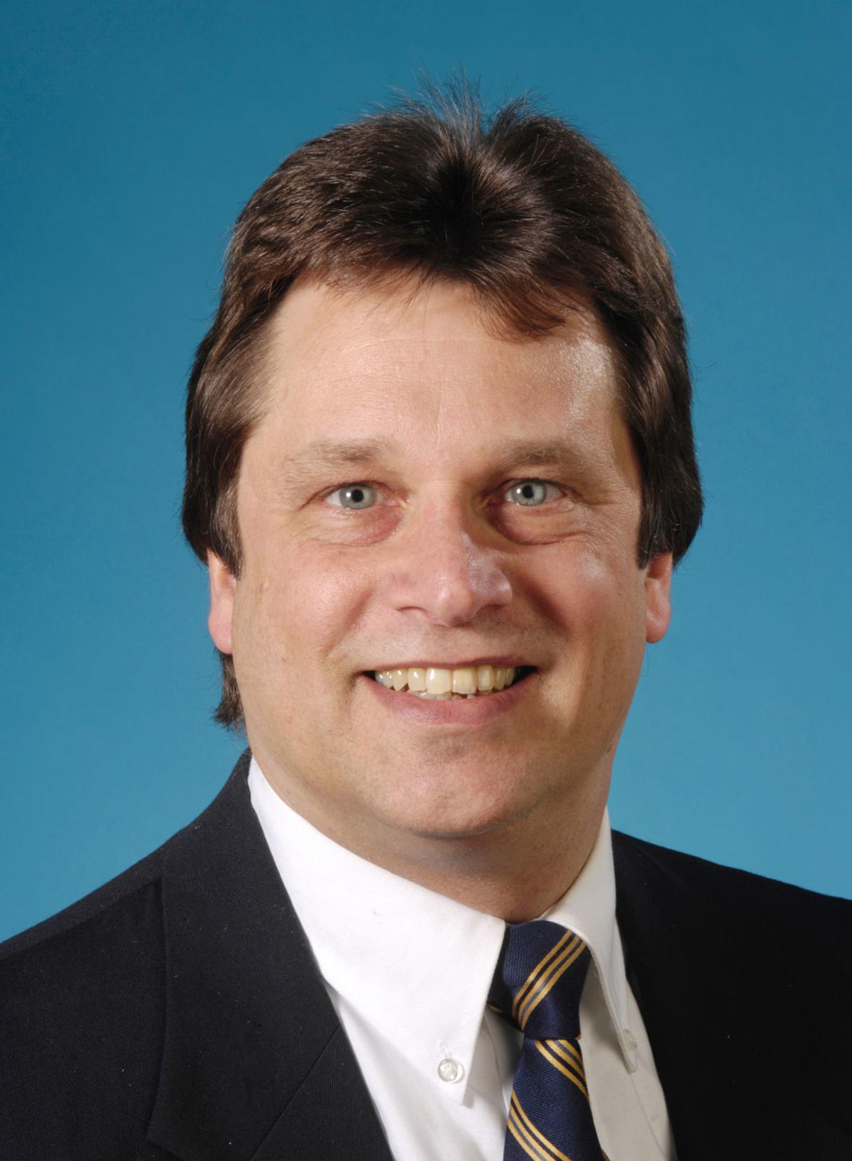 Former County Board supervisor Ken Hall remembered