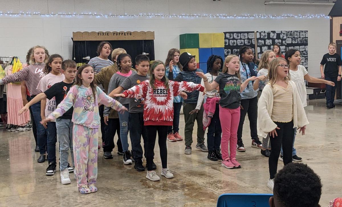 'Annie, Jr.' brings a beloved story to the Racine Children’s Theatre