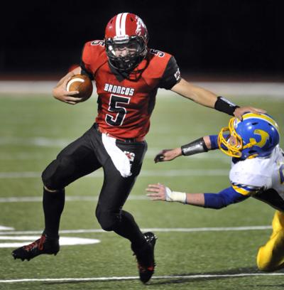 FOOTBALL: Kenosha St. Joseph 21, Union Grove 14