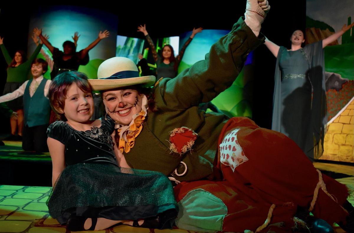 Final weekend for Lakeside Players' 'The Wizard of Oz'