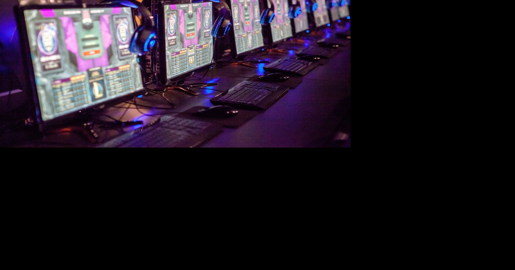 New Downtown gaming lounge opens