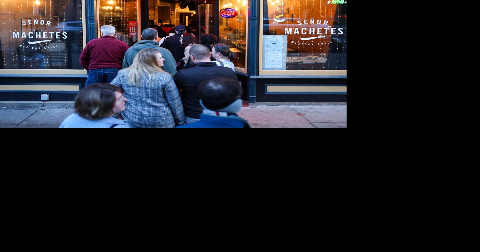 Photos: Community packs Señor Machetes for fundraiser after ICE detainment