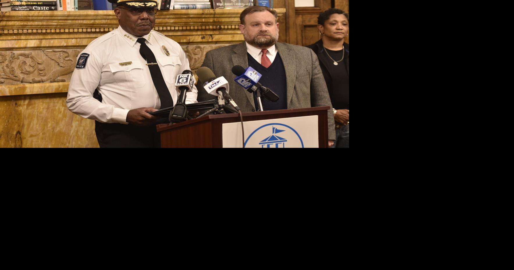 Racine Police Department Chief Maurice Robinson resigns