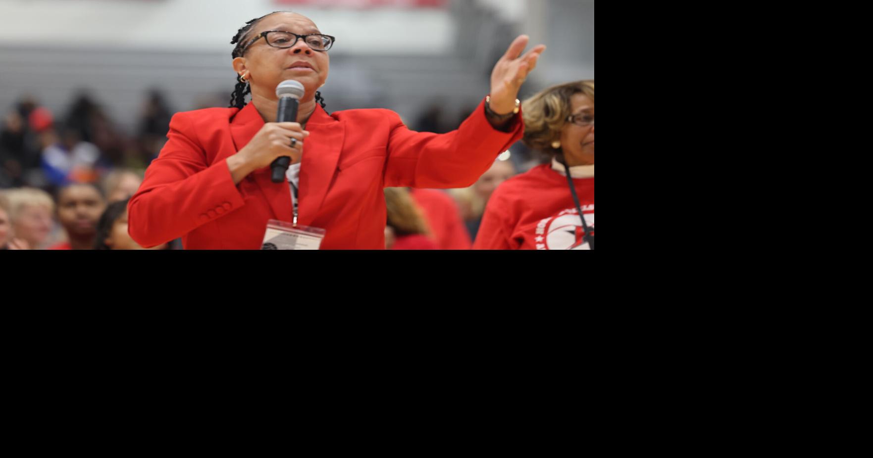 Photos: Horlick girls basketball legend Arneda Yarbrough honored with ...