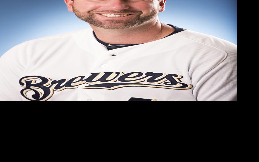 Hanel has gift for giving