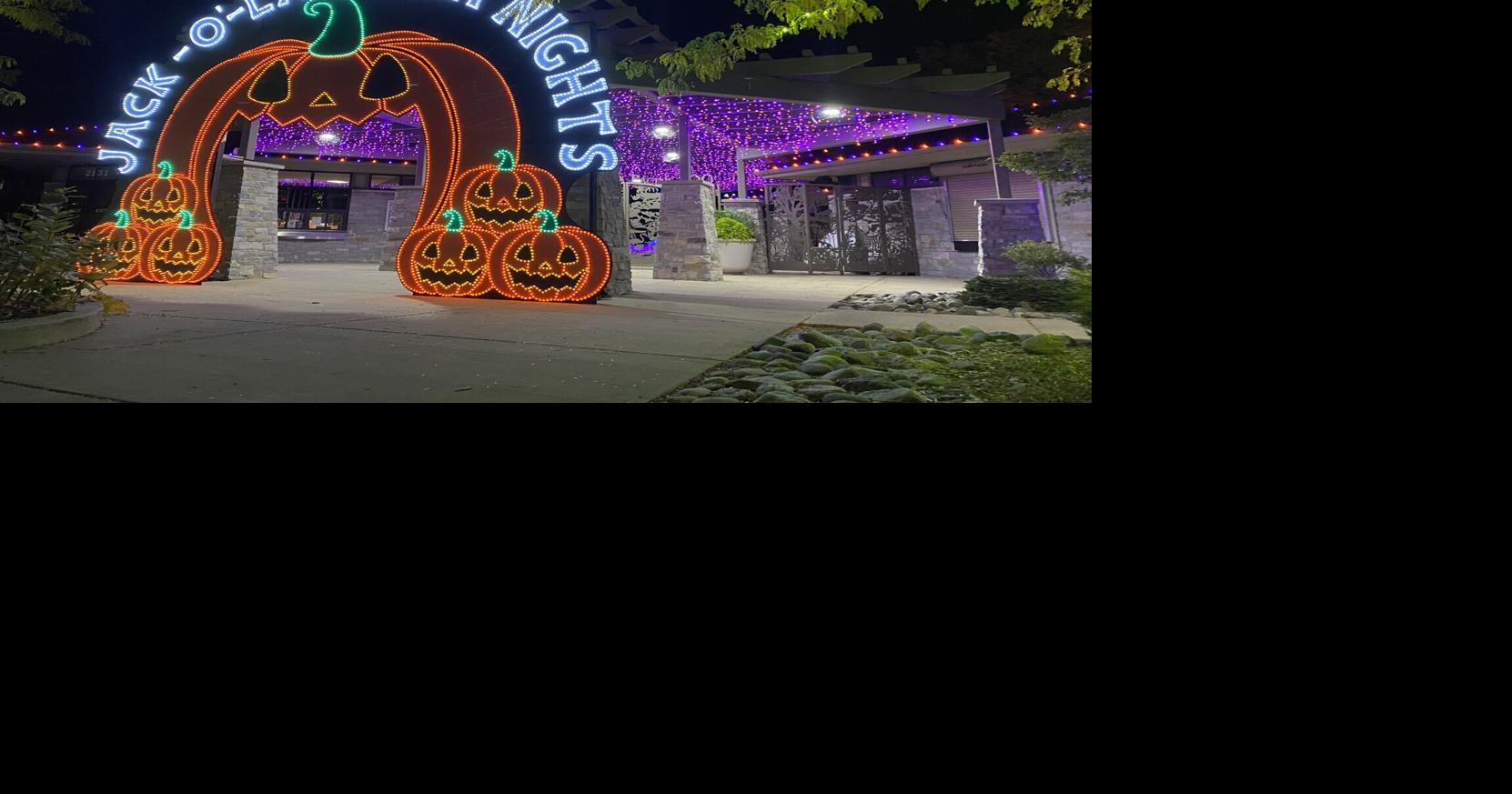 See 1,000 jack-o'-lanterns at the Racine Zoo