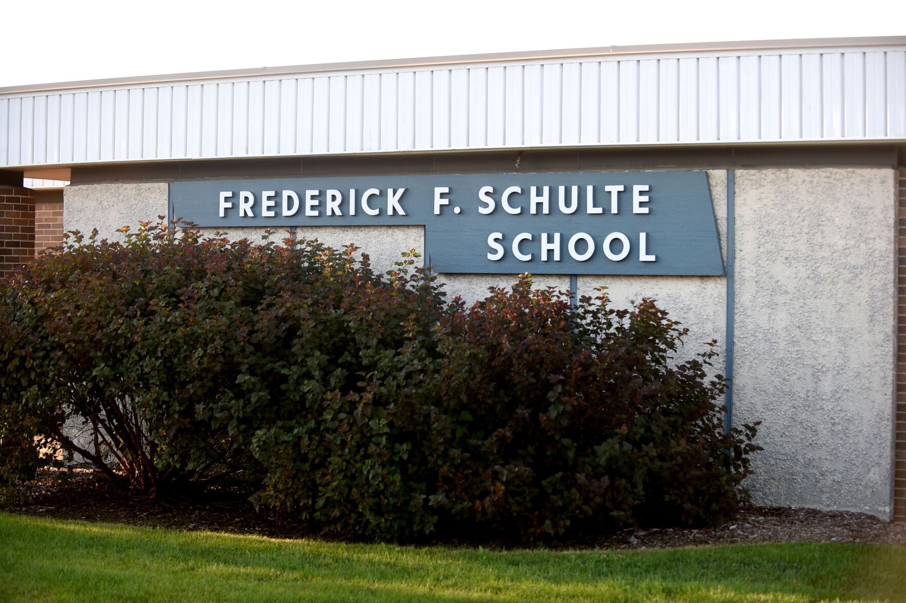 6th graders adjusting to unique roles at Schulte Elementary