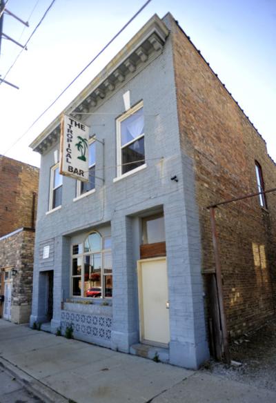 Uptown Pub & Grill to open soon