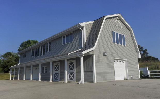 Large, two-story barn to become new veterinary clinic