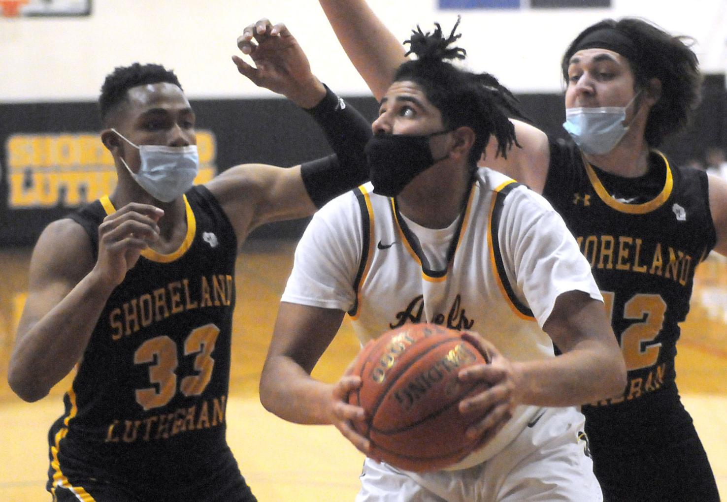 St. Catherine's boys basketball coach Nick Bennett stepping down four ...