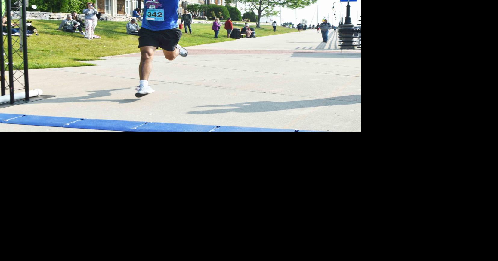 Photo gallery: Runners hit the Racine lakefront for the 45th annual ...