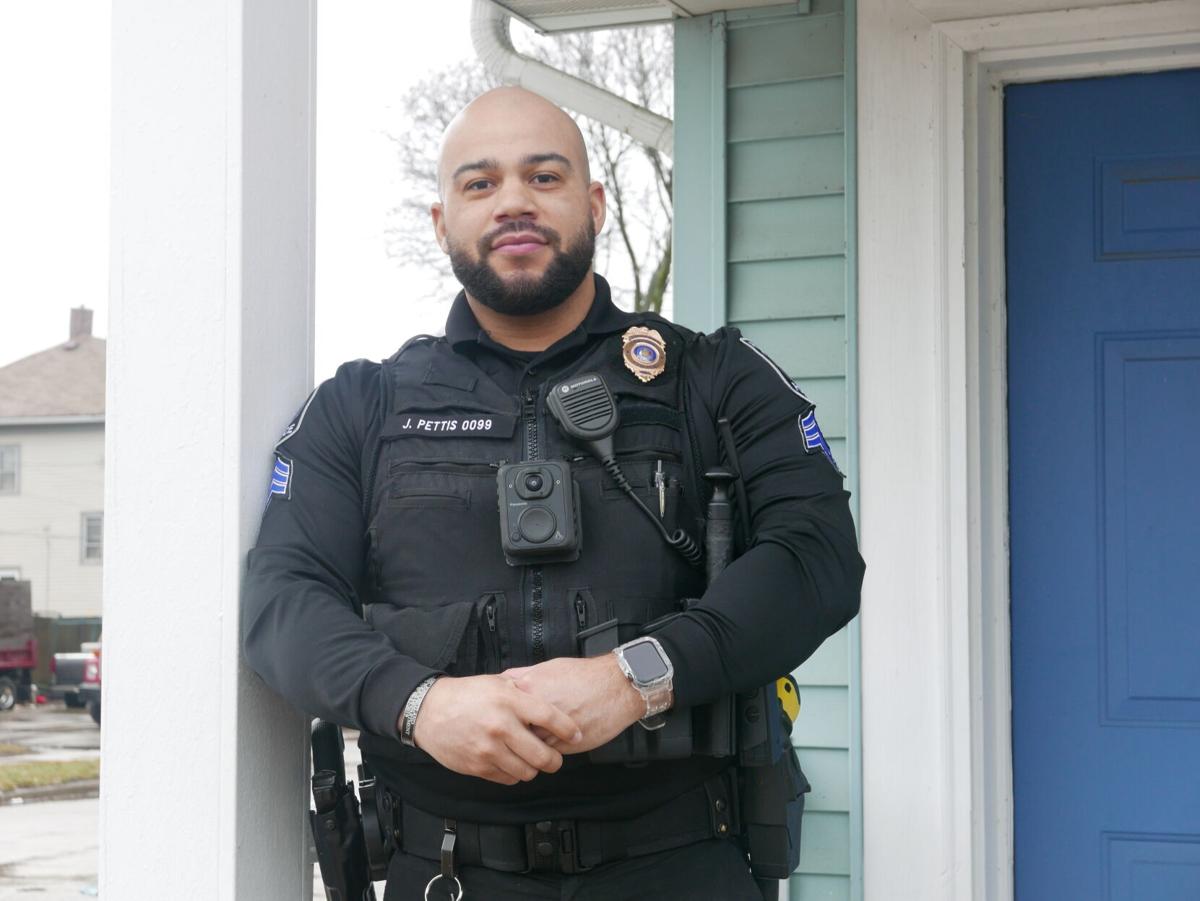 Racine police officers have an idea for a new youth program. Now they ...