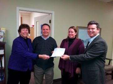 Photo: US Bank helps Focus on Community