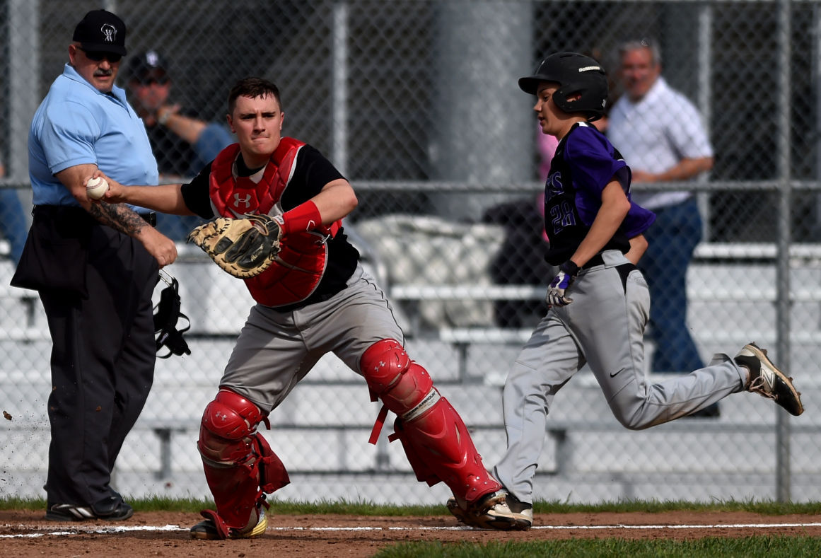 Baseball: Horlick's offense bogs down after first inning