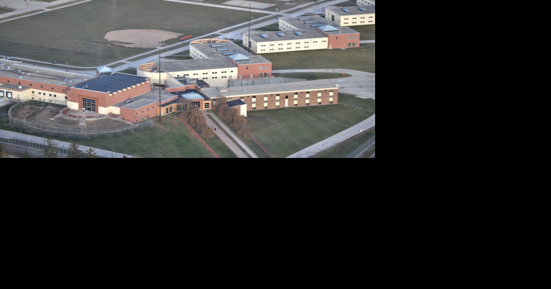 Vaccinations underway for Wisconsin's prisoners