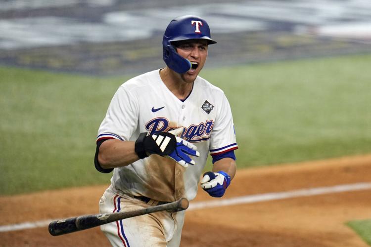 El Bombi: Garcia blast rescues Rangers