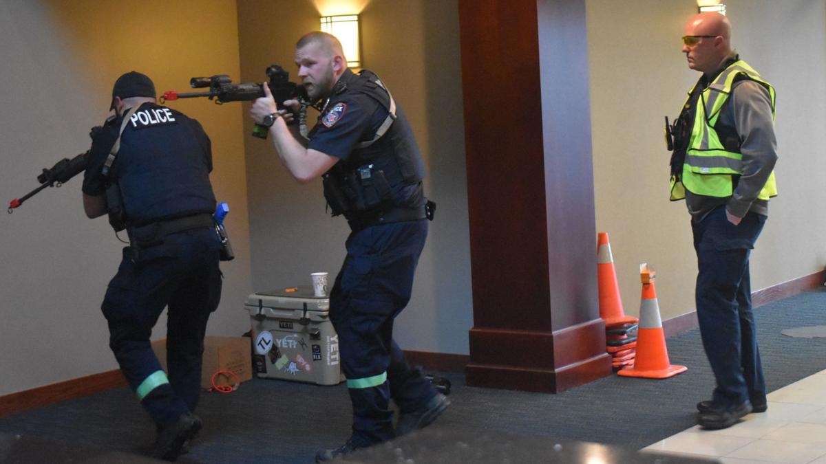 Area law enforcement, rescue personnel train for active shooting ...