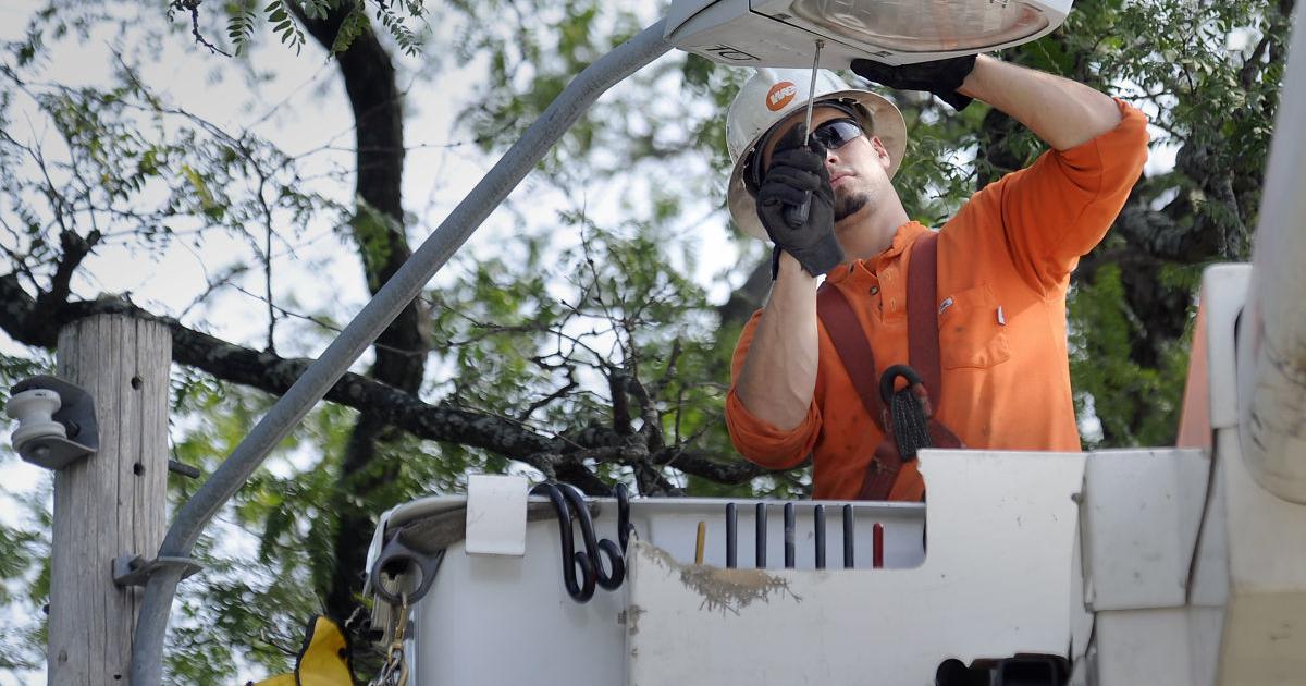 Additional Racine streetlights on hold; evaluation process being revised