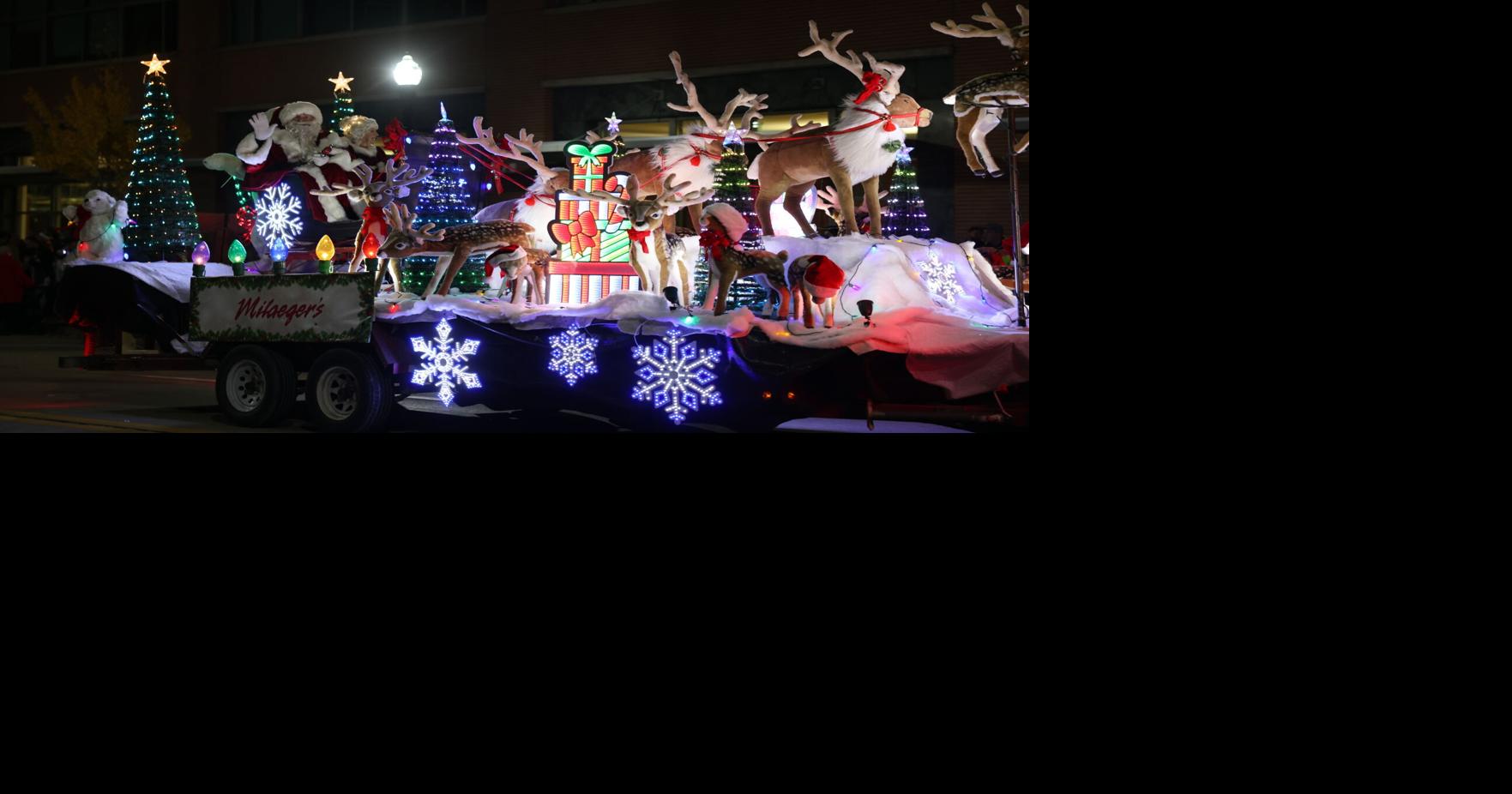 Downtown Racine holiday parade main street