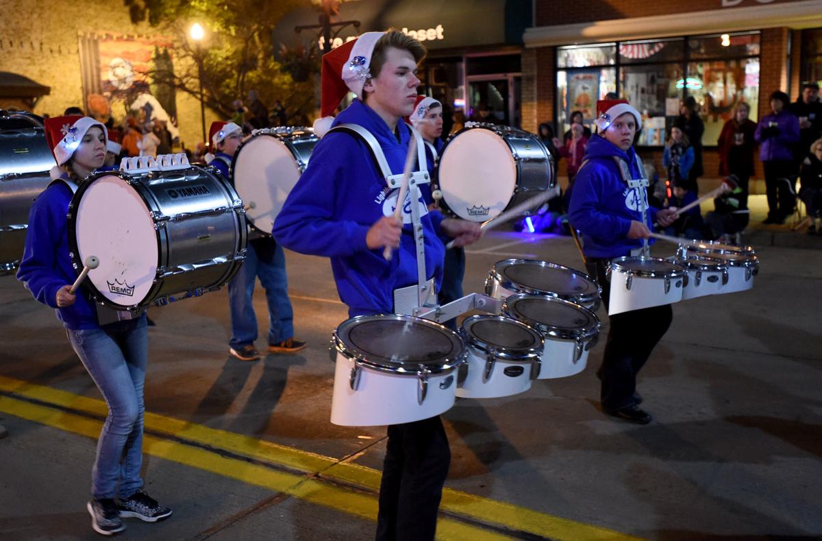 PHOTO GALLERY: Downtown Holiday Parade 2015 | Local News | journaltimes.com