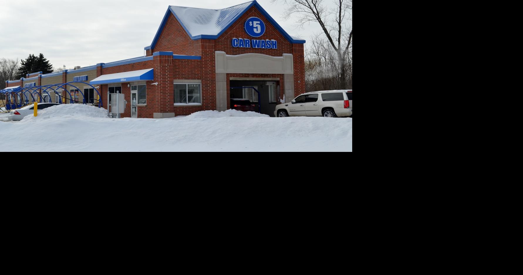 Tsunami Car Wash opens